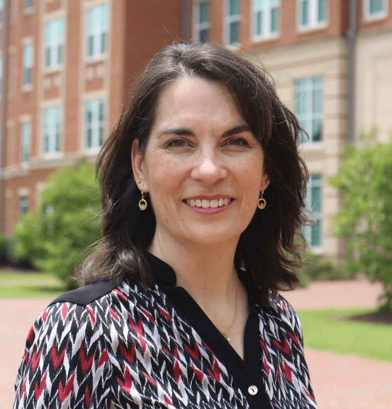 Denise Lynch - Honors College